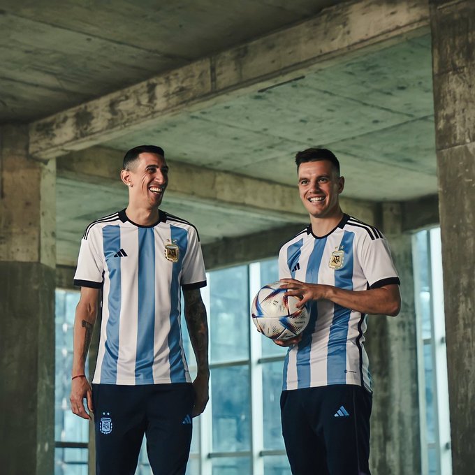 La Selección Argentina estrena indumentaria - Noticia en Tiempo REAL